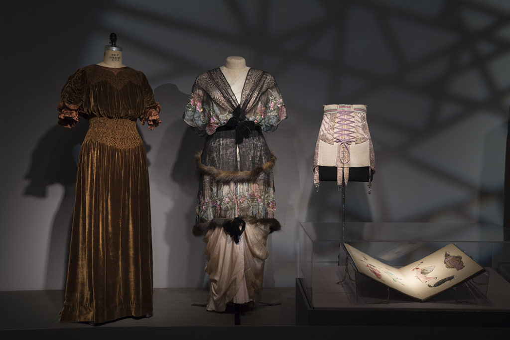 The Body: Fashion and Physique